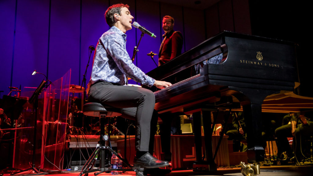 ¿De qué trató el musical "Movin' Out" donde apareció Michael Cavanaugh ...