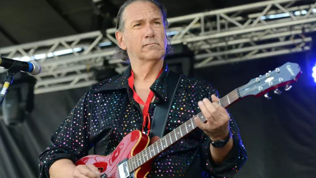 Mike Pinera, ícono del rock psicodélico, fallece a los 76 años ...